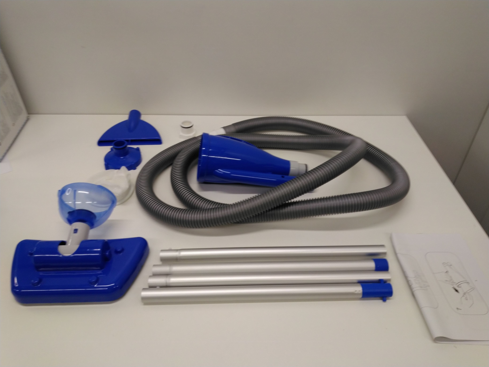 Vysavač Marimex 10800011 Star Vac 490 Kč