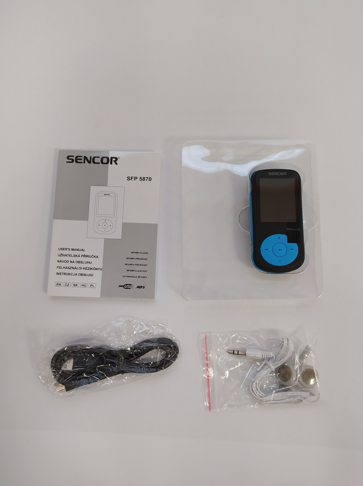 MP4 přehrávač SENCOR SFP 5870 BBU 8 GB 590 Kč