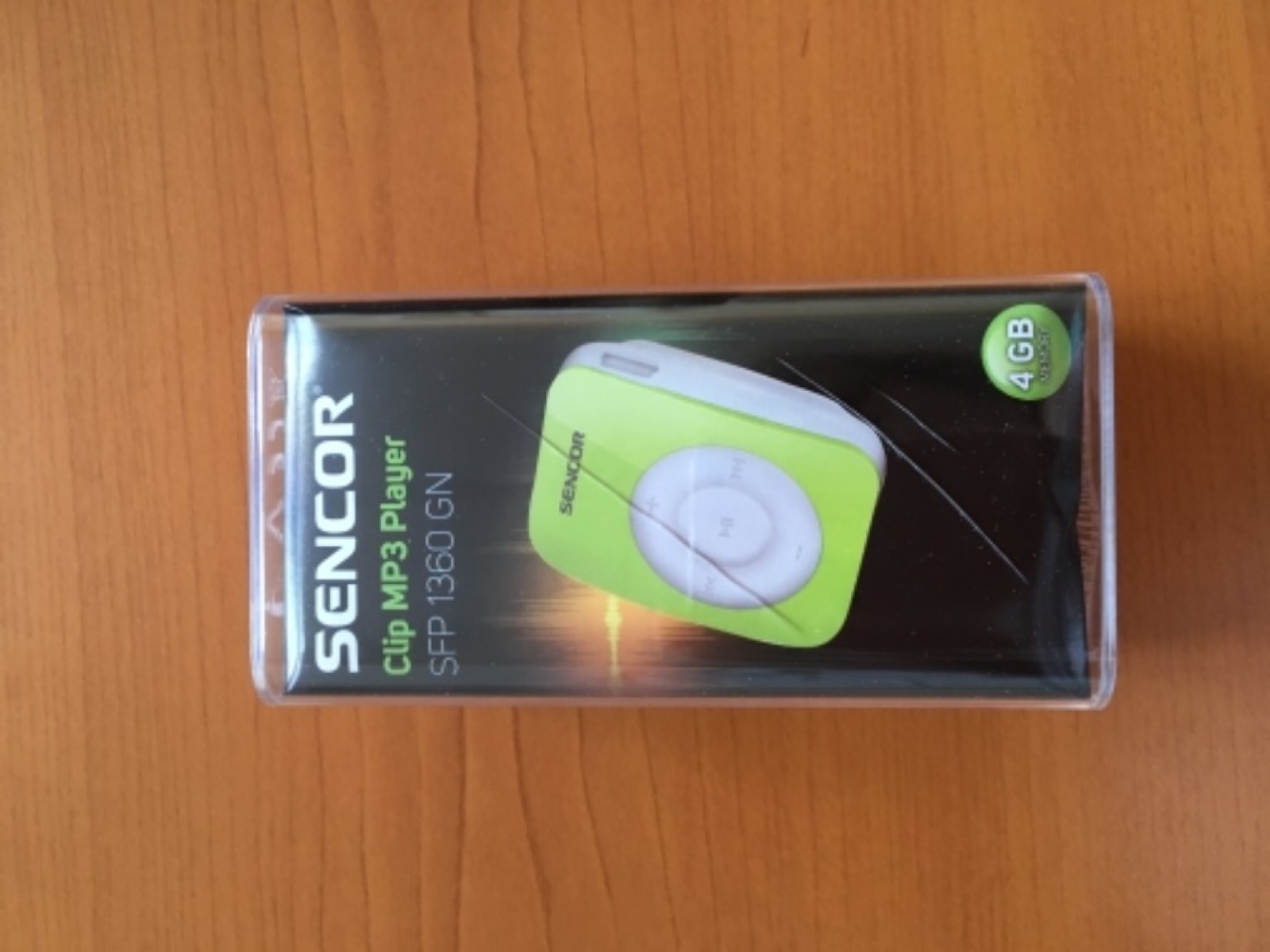 MP3 přehrávač SENCOR SFP 1360 GN 4GB Green 250 Kč