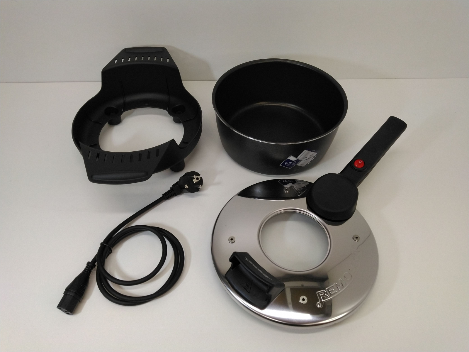 Remoska P31F/01 2l Prima Glass 2290 Kč