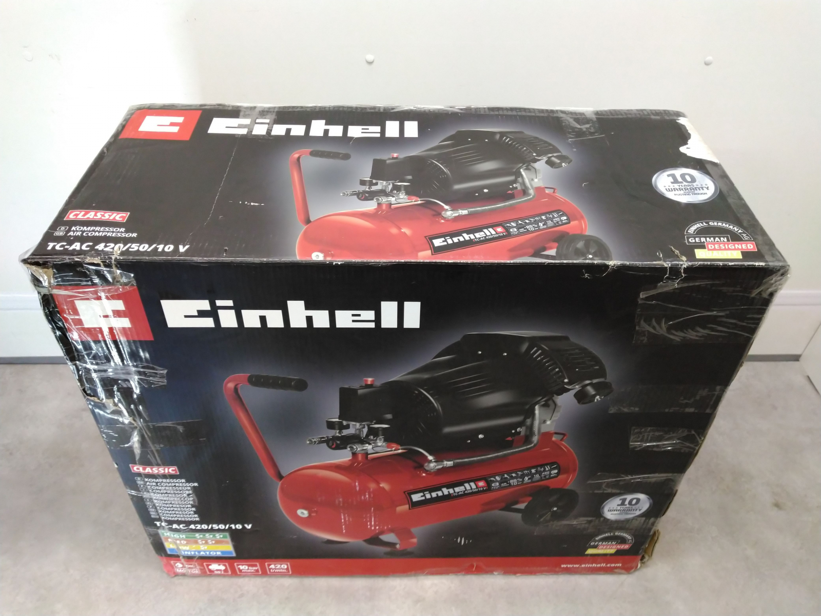 Kompresor Einhell TC-AC 420/50/10 V, 10 bar, 2 válce 5690 Kč