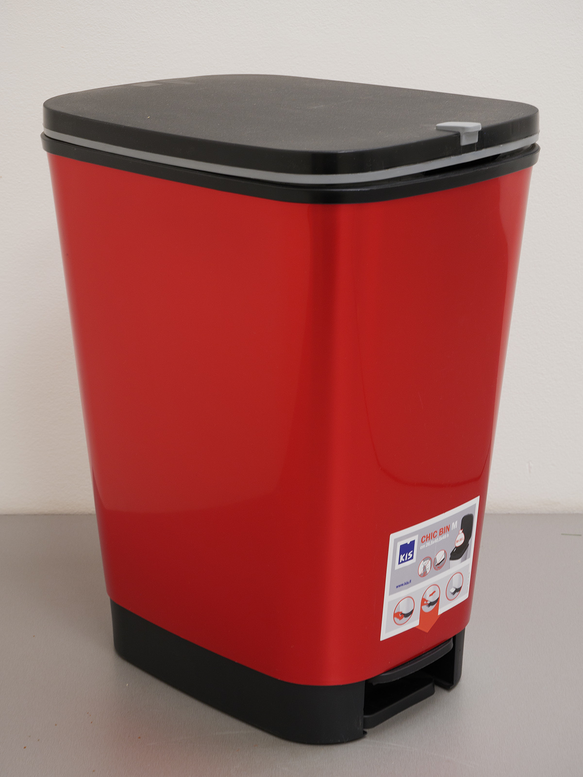 Koš odpadkový KIS Chic Bin M Red metal 35l 440 Kč