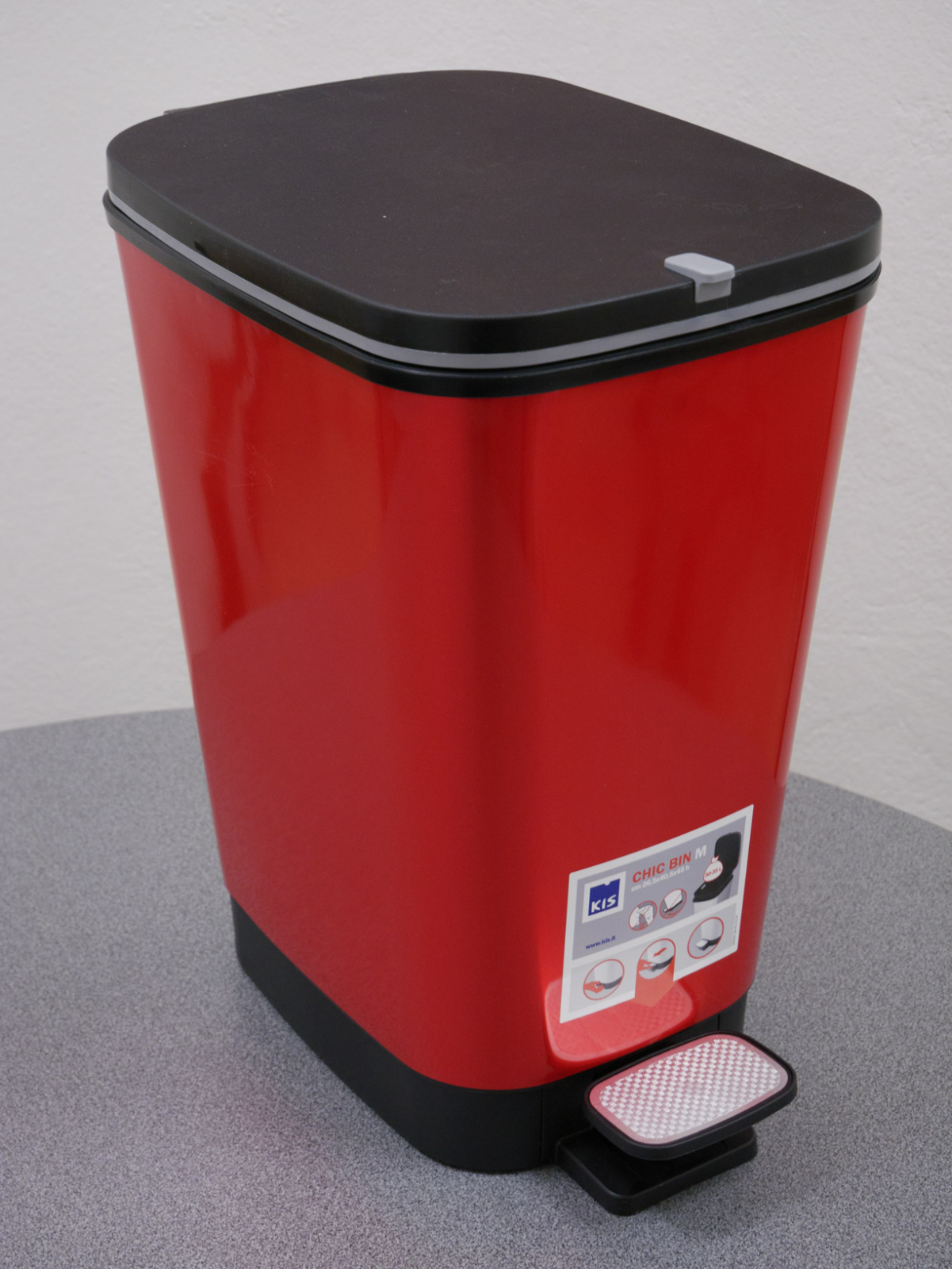 Koš odpadkový KIS Chic Bin M Red metal 35l 440 Kč